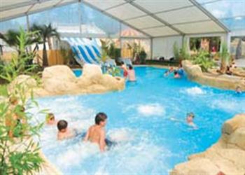 Chteau des Ormes (BN013) - Northern Brittany, France. Caravan holidays ...