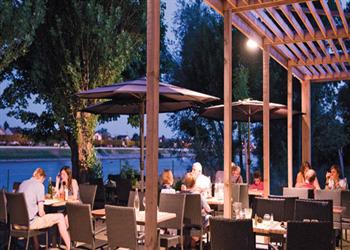 International Campsite (PA011) - Paris, Paris, France. Caravan holidays ...