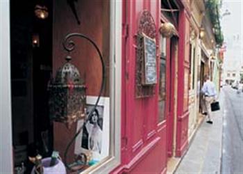 International (PA011) - Paris, France. Caravan holidays from Keycamp