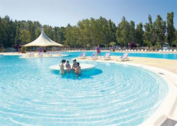 La Carabasse - Vias Plage, 34450 Vias-Sur-Mer. , France. Caravan ...